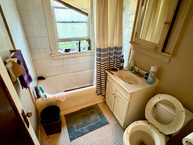 2660 N 45th St, Unit 2662