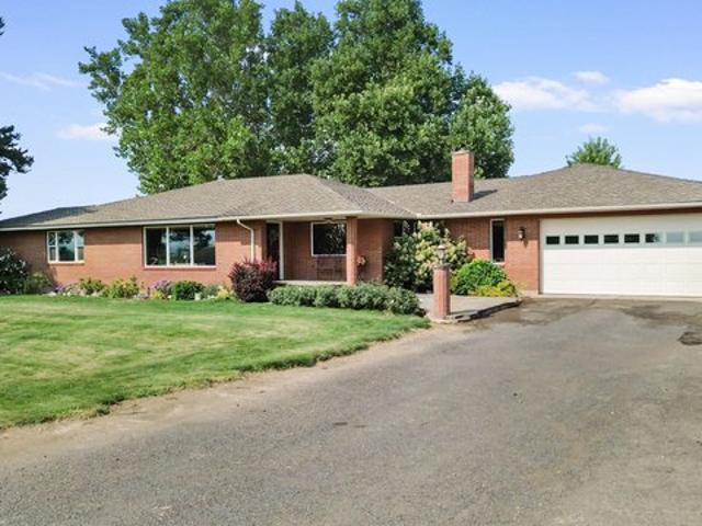 2660 Brownstown Rd, Harrah, WA 98933