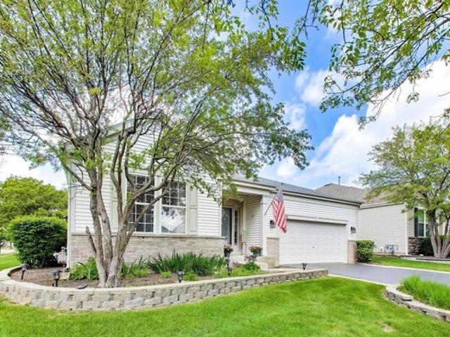 2660 Chesire Ct, West Dundee, IL 60118