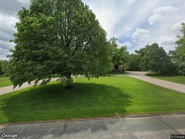 2660 Deer Rdg NE, Blaine, MN 55449