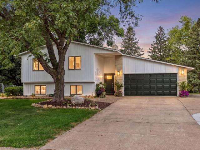 2660 Fairlawn Drive