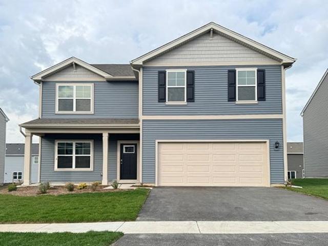 2660 San Juan Ln, Pingree Grove, IL 60140
