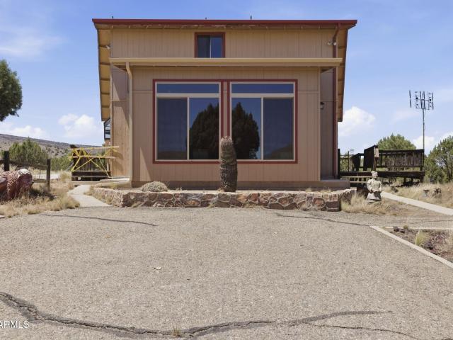 2661 N YUMA Drive