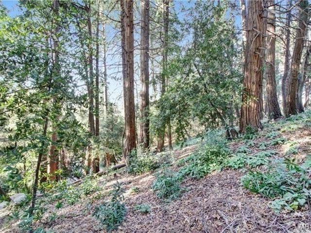 2661 Scenic Dr, Crestline, CA 92325 | MLS #32600