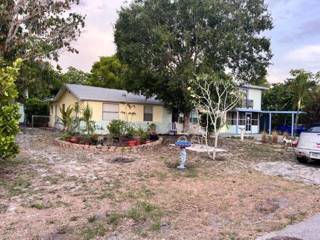 2662 Mangrove St, Naples, FL 34112 | MLS #226011 | Compass