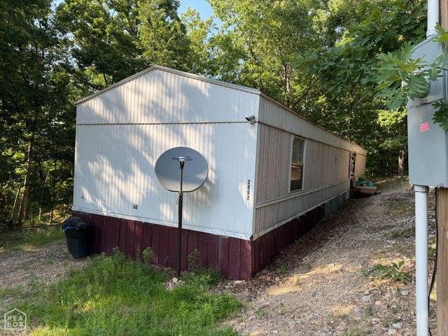 2662 Marion County 8050, Yellville, AR 72687