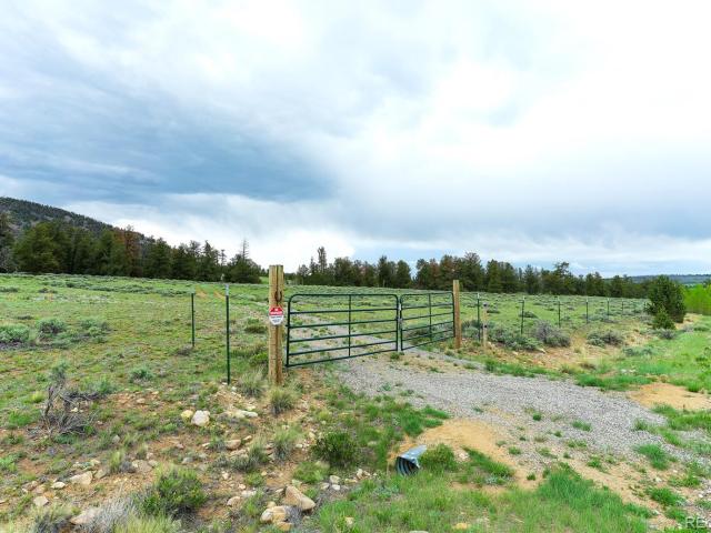 2662 Willow Creek Lane