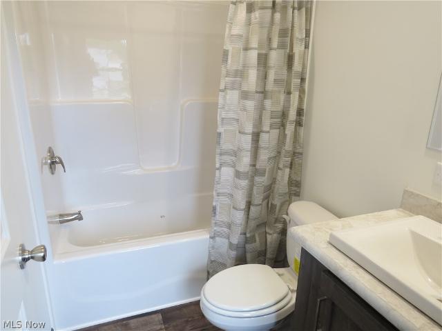 2663 Lake Breeze Drive