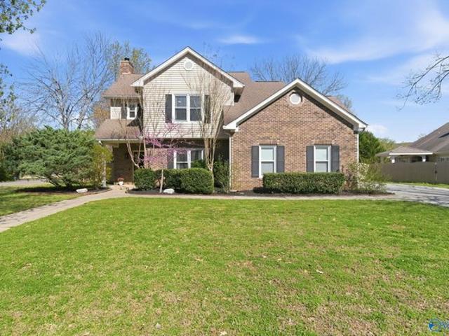 2663 Quarter Ln SE, Owens Cross Roads, AL 35763