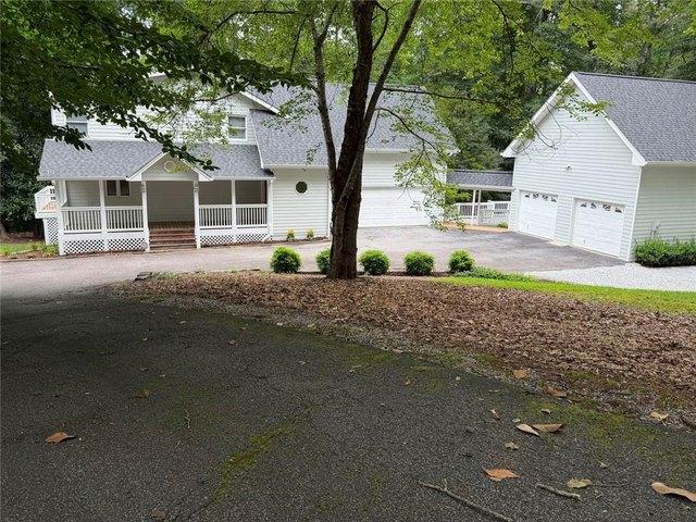 2663 Thompson Mill Rd, Buford, GA 30519