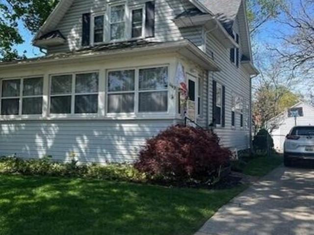 2663 Wyoming Ave SW, Wyoming, MI 49519