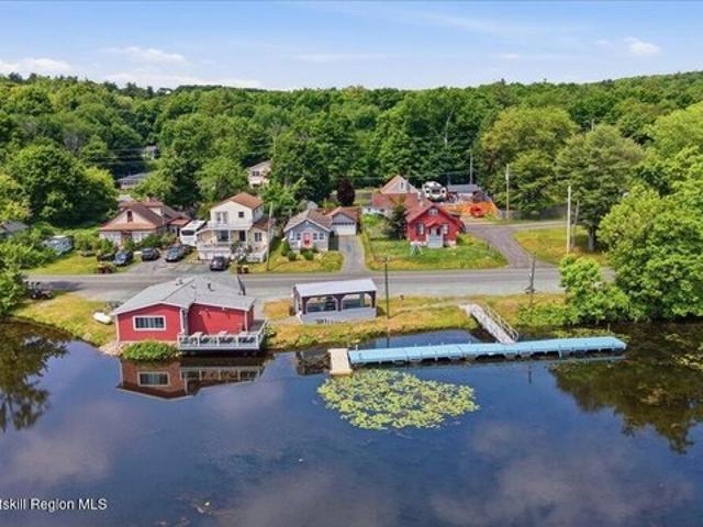 266 County Route 7, Nassau, NY 12123