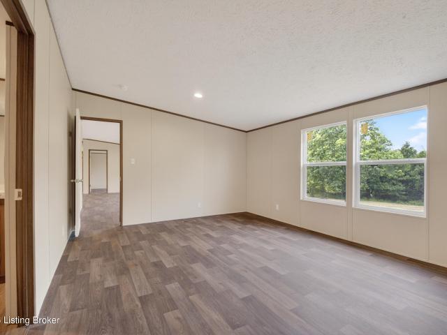 266 Cedar Ridge Ln