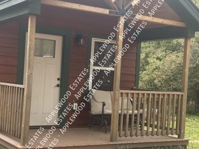 266 Broadview Dr, 1 bed, 1 full bath