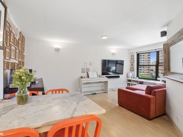 266 East Broadway, New York, NY
