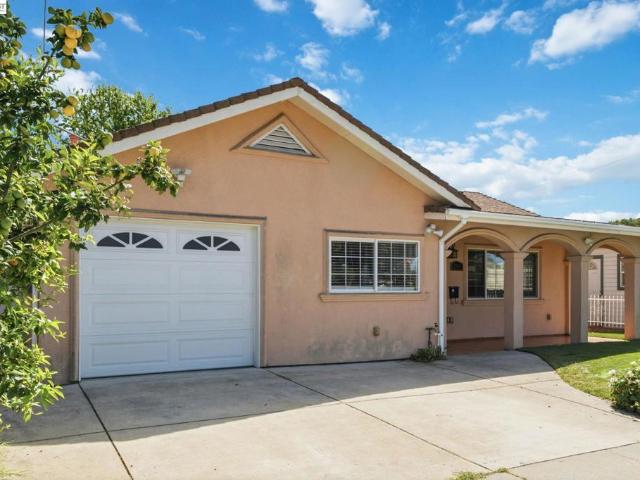 266 Jerilynn Ln