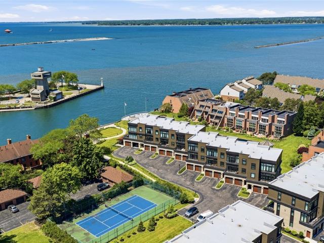 266 Lakefront Boulevard