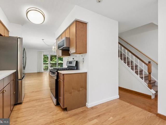266 Leedom Way