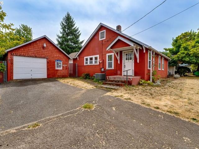 266 S 16th St, Cottage Grove, OR 97424