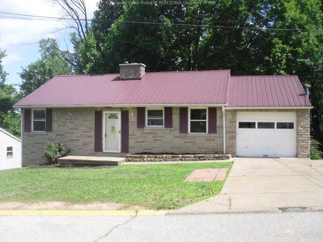 266 Sutherland Dr, South Charleston, WV 25303
