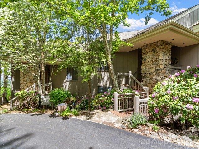 266 Sunset Point Rd Unit B2, Burnsville, NC 28714