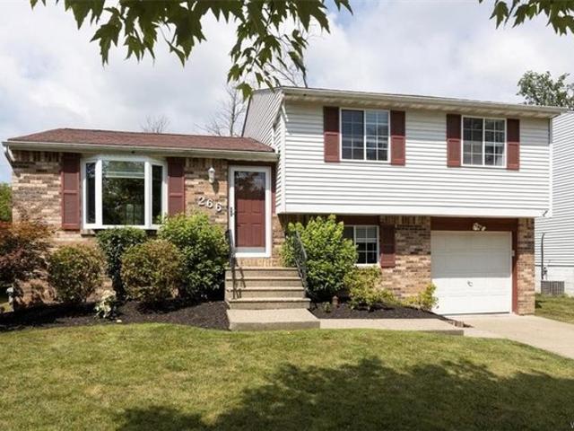 266 Peppertree Dr, Amherst, NY 14228