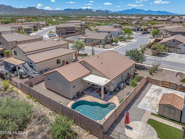266 W Herschel H Hobbs Pl, Vail, AZ 85641