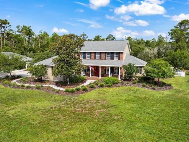 266 Woodridge Dr, Geneva, FL 32732