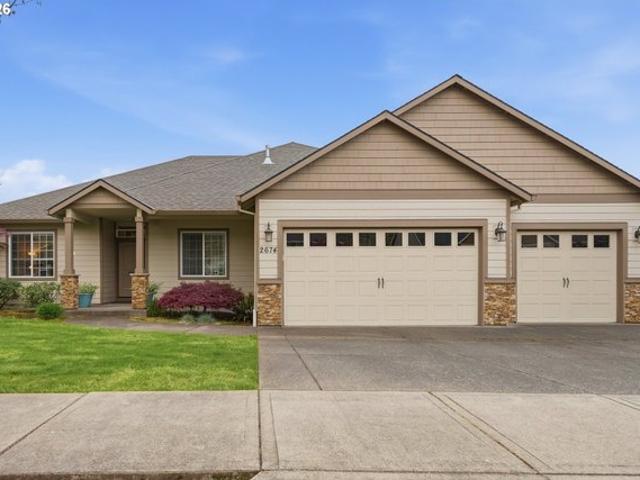2674 NW MT Ashland Dr, McMinnville, OR 97128