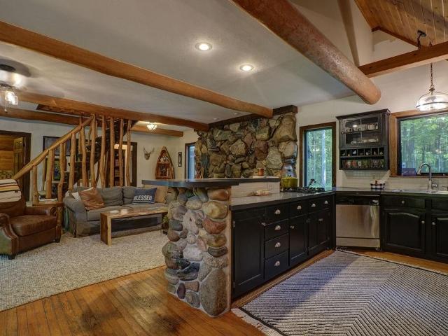 2674 NW Morrison Road