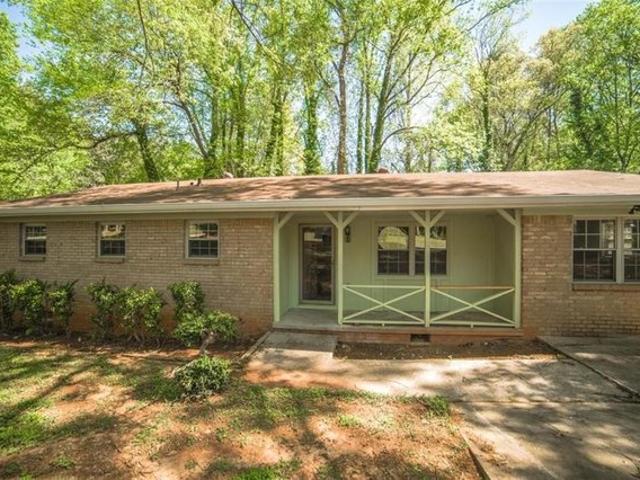 2674 Cavalier Dr, Decatur, GA 30034
