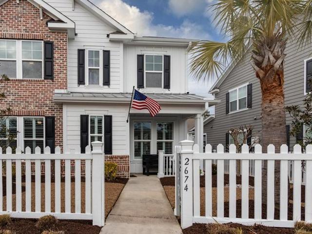 2674 Park West Blvd, Mount Pleasant, SC 29466