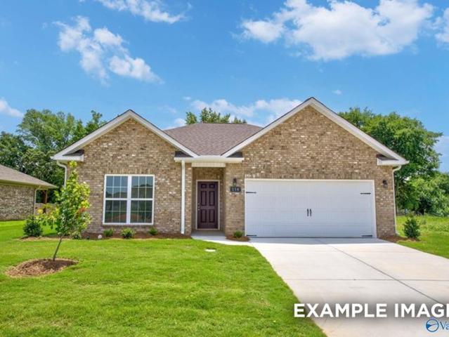 26753 Kyle Ln, Athens, AL 35613