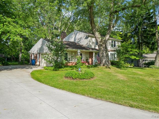 2675 Douglas Drive