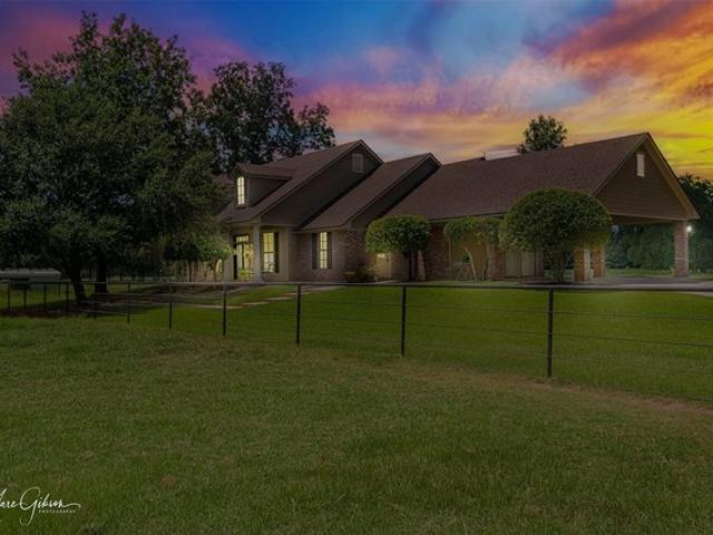 2675 Swan Lake Rd, Bossier City, LA 71111