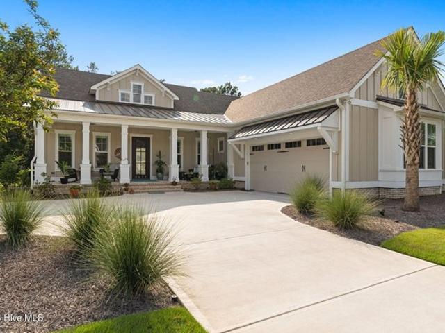 2675 W Timber Crest Dr NE, Leland, NC 28451