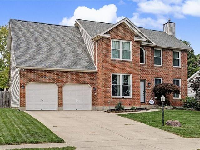 2675 Walnut Ridge Dr, Troy, OH 45373