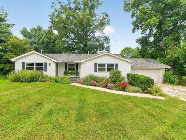 2676 Mink St SW, Pataskala, OH 43062