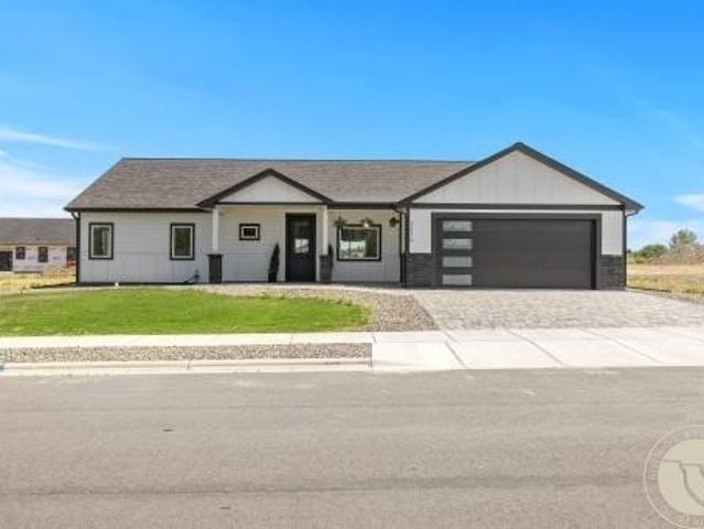 2676 Strapper Ln, Billings, MT 59105