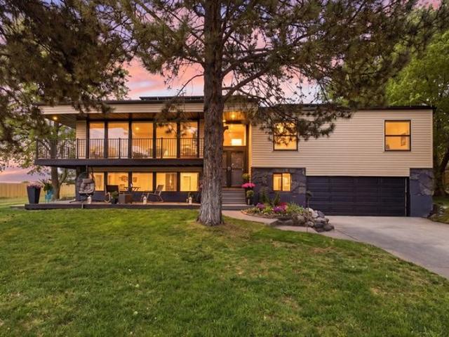 2677 E Grandview Dr S, Sandy, UT 84092