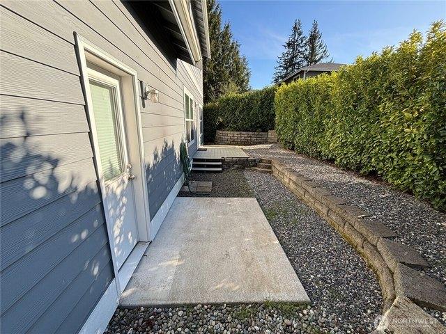 26787 Red Maple Ln NE, Kingston, WA 98346