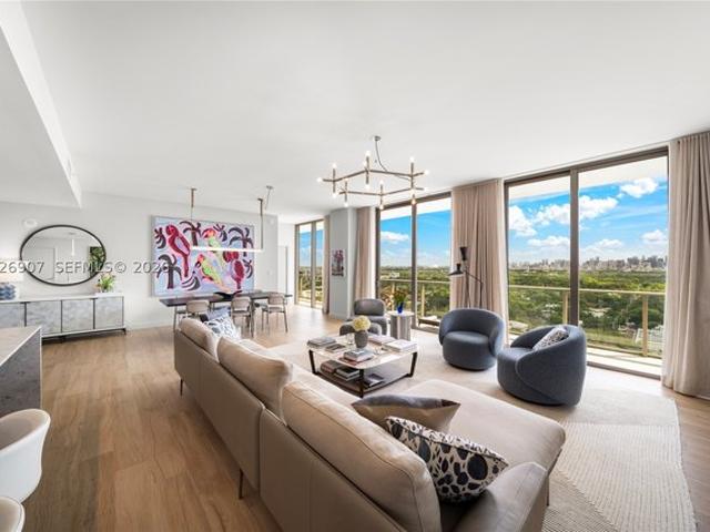 2678 Tigertail Ave Apt 1702, Miami, FL 33133