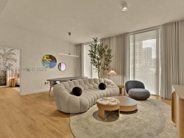 2678 Tigertail Ave Apt 313, Miami, FL 33133
