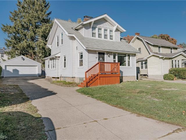 2679 N Bender Avenue
