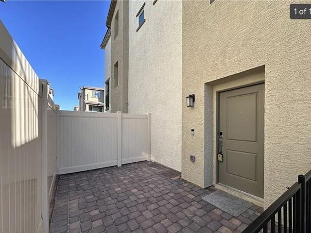 2670 Matador Red Ave, North Las Vegas, NV 89086
