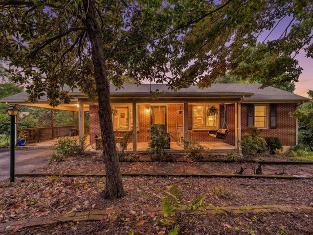 2671 Beulah Ln, Christiansburg, VA 24073