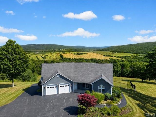 2671 Case Hill Rd, La Fayette, NY 13084