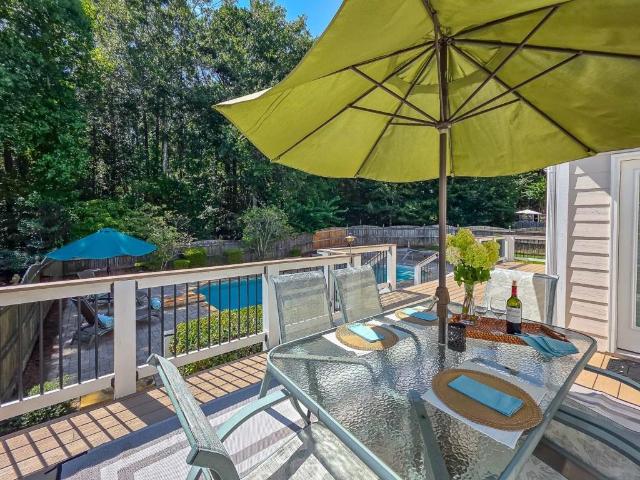 2671 Corinault Way NW