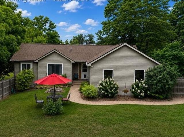 2671 Judah Rd, Orion, MI 48359