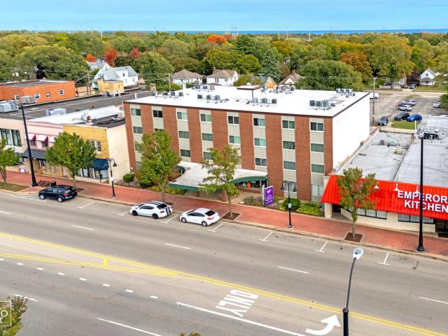 2671 Sheridan Rd, Zion, IL 60099 | MLS #12569 | Compass